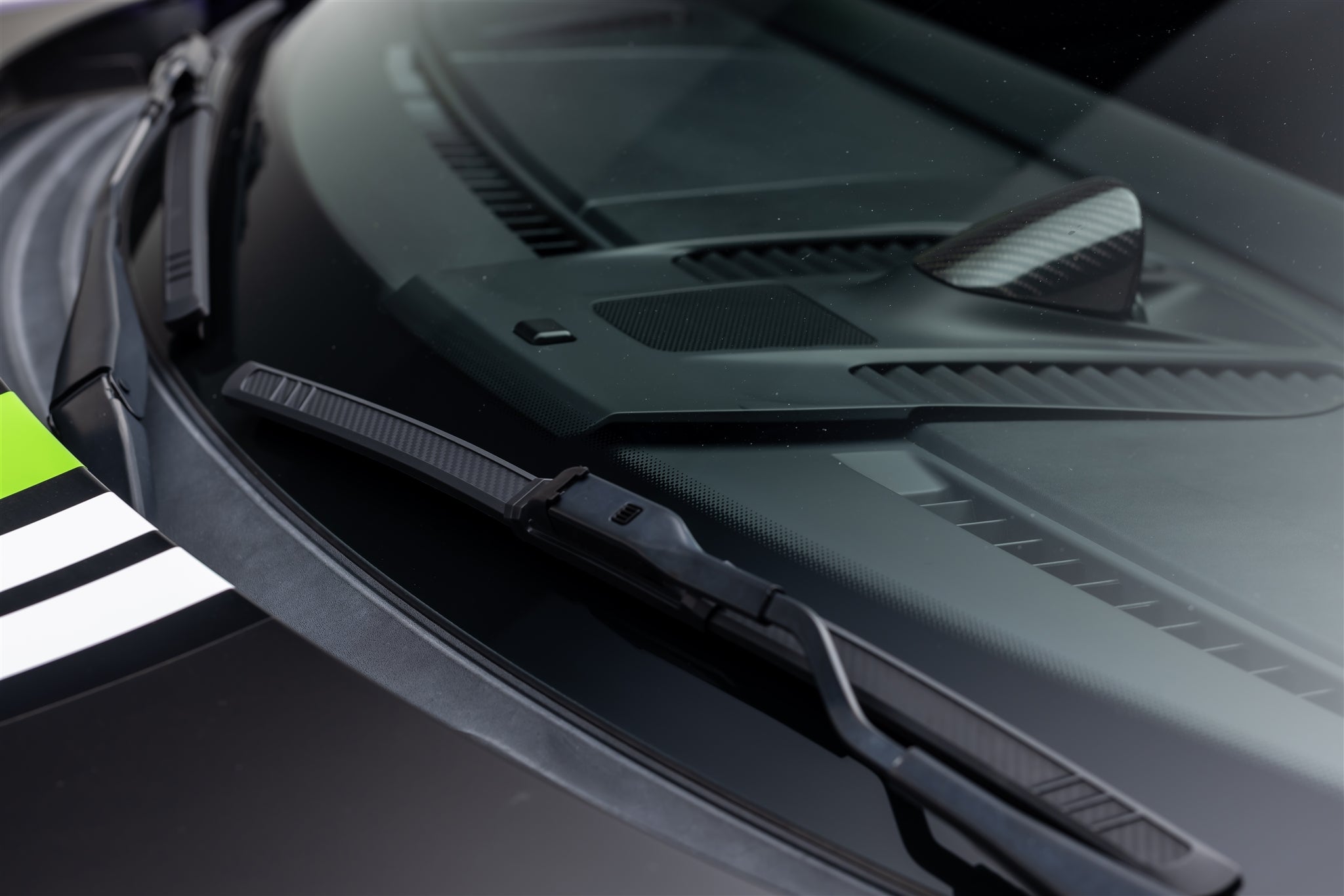 MegaRacer Auto | Aftermarket Accessory, Wiper Blade, LED, HID, Halogen